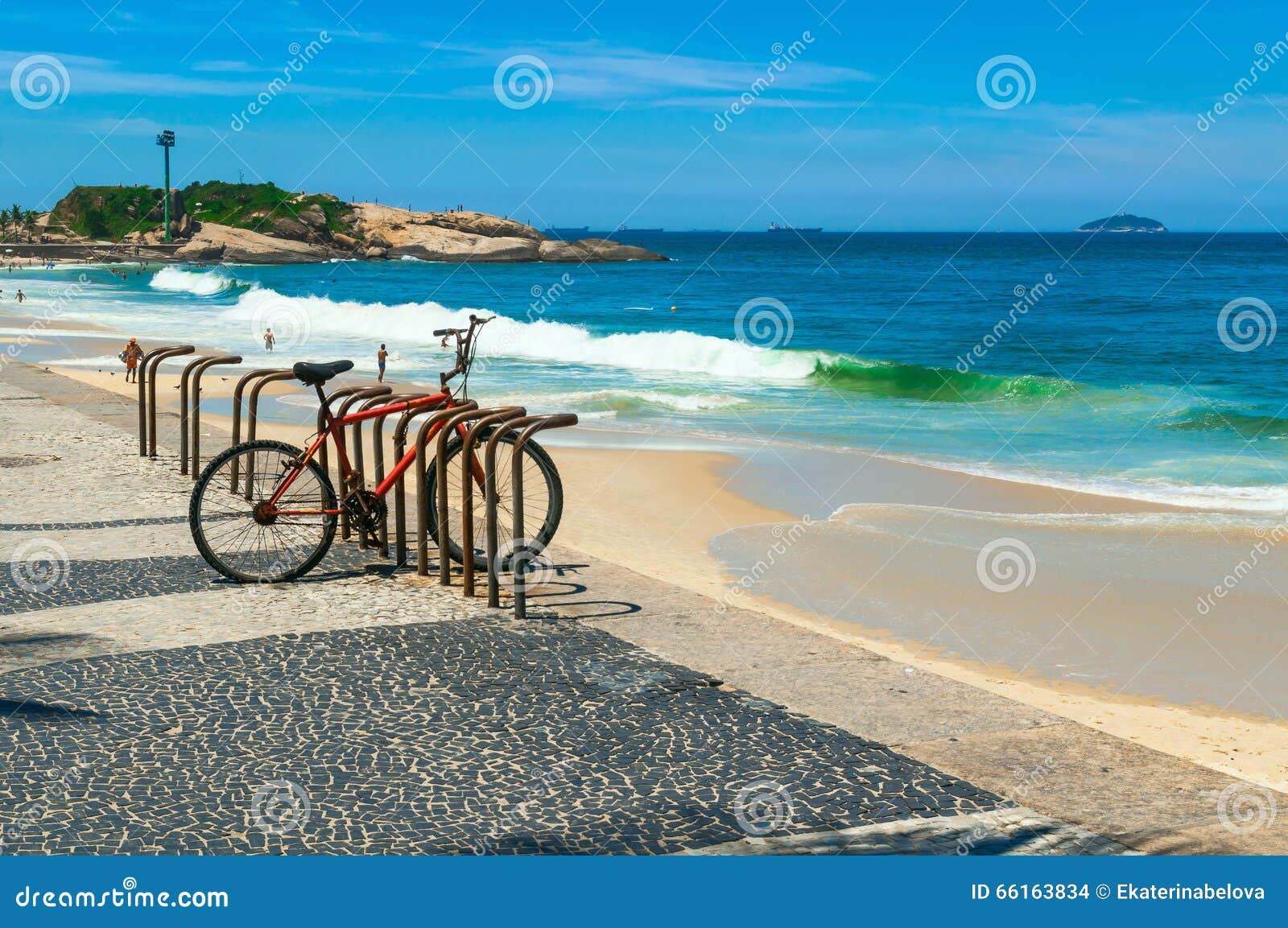Arpoador Beach in Rio De Janeiro Stock Photo - Image of leblon, south ...