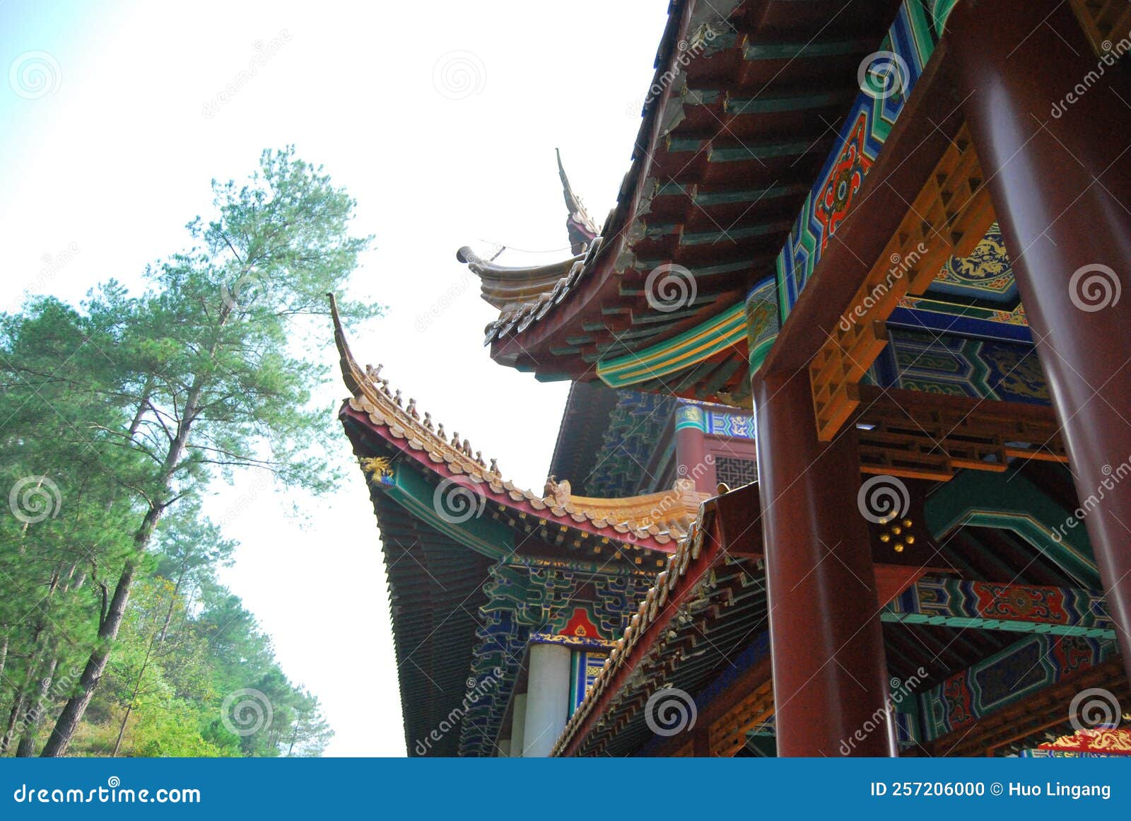 Arquitectura China Del Mausoleo De Yandi Foto de archivo - Imagen de ...