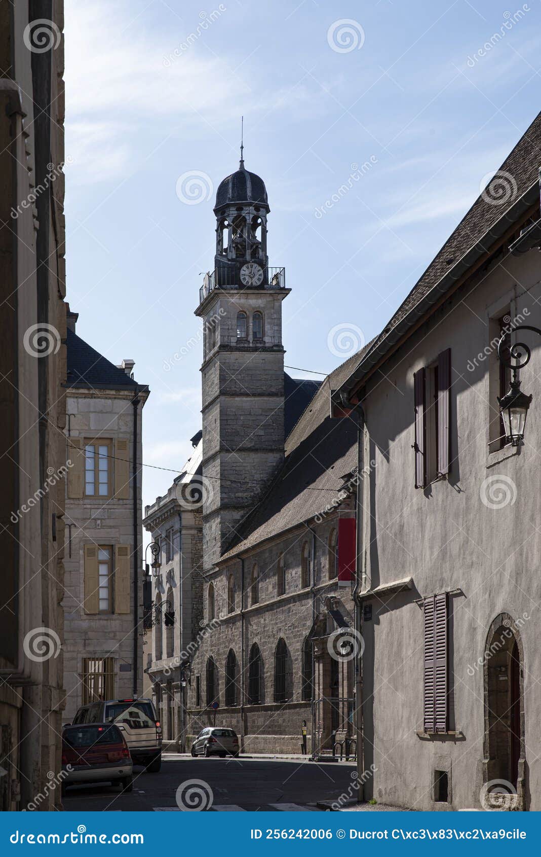 Arquitectura de dijon foto de archivo. Imagen de edificio - 256242006