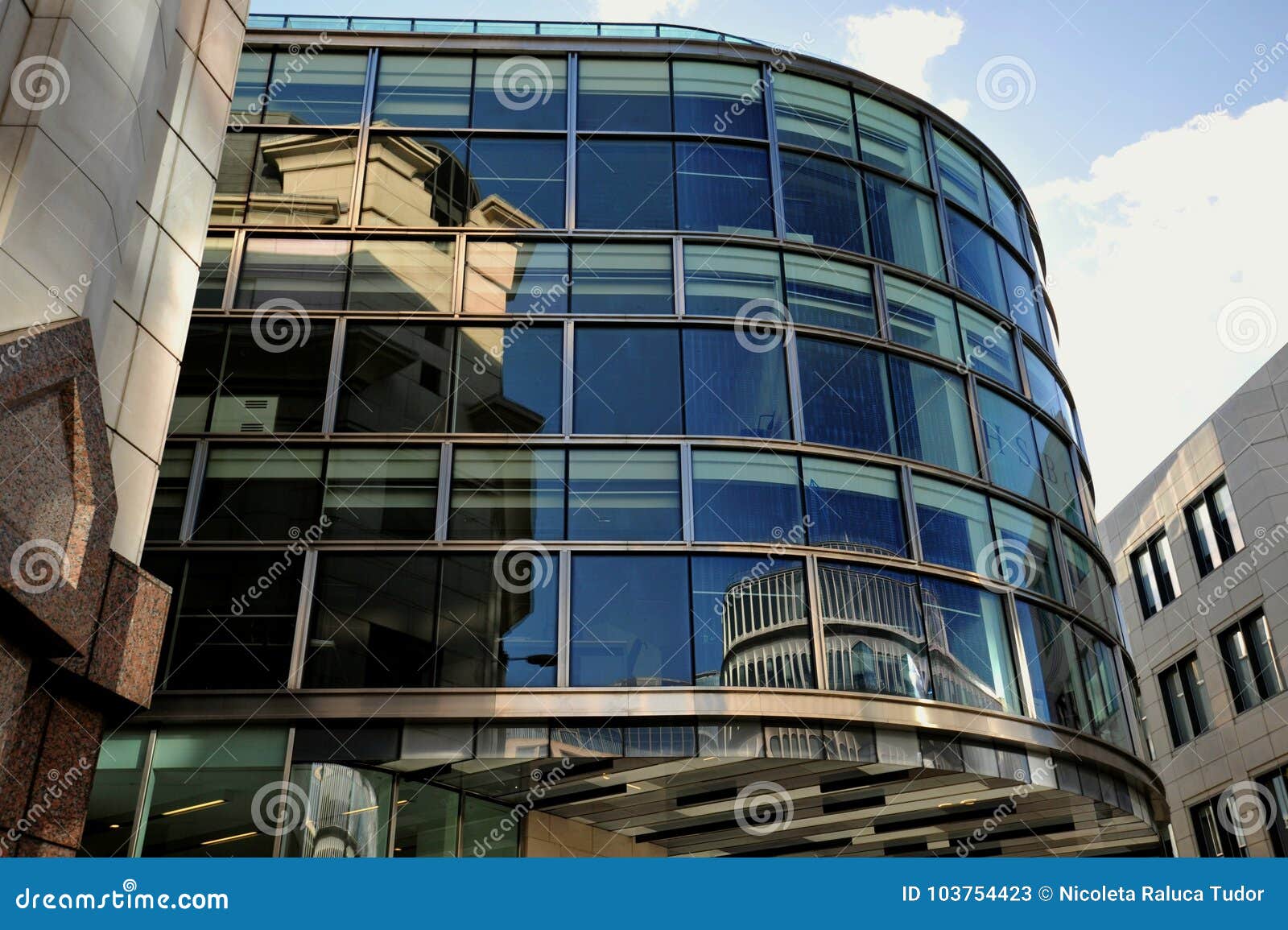Arquitectura Del Edificio De Banco De Hsbc En Londres Foto de archivo ...