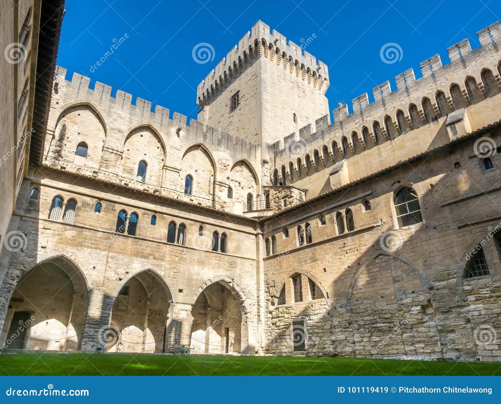 Arquitectura Interior Del Palacio Papal Imagen de archivo editorial ...
