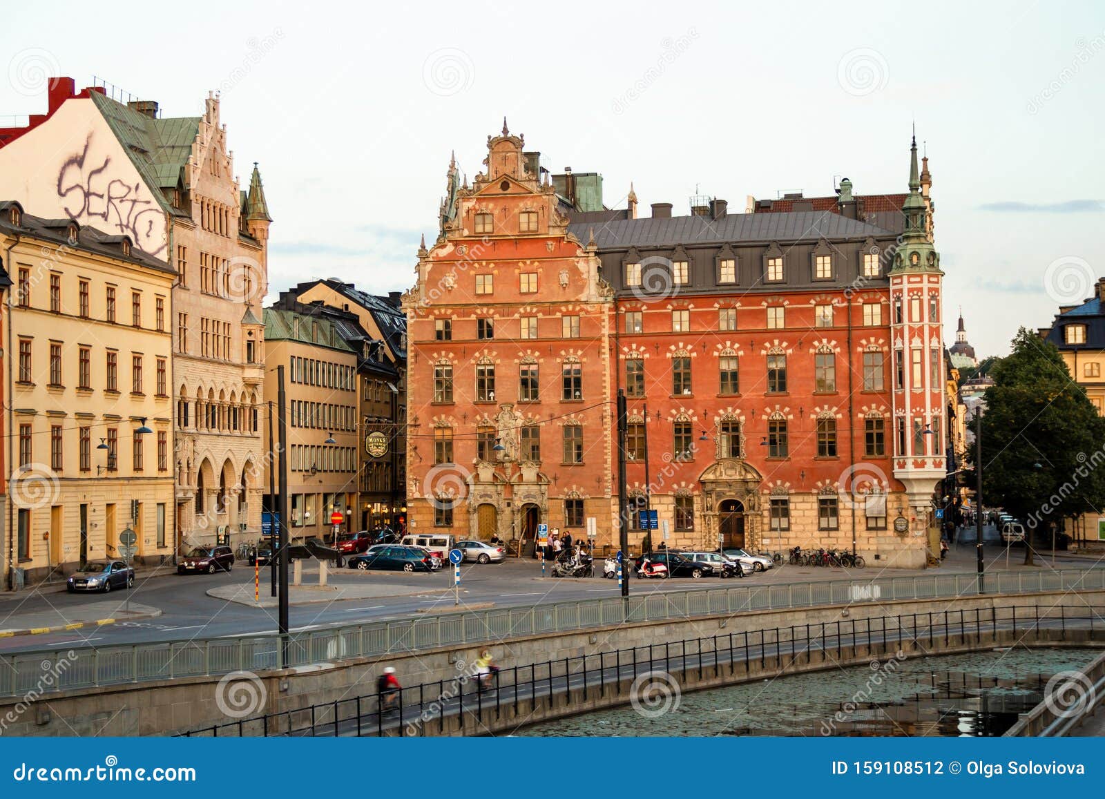 Arquitectura Medieval En El Centro De Estocolmo Fotografía editorial ...