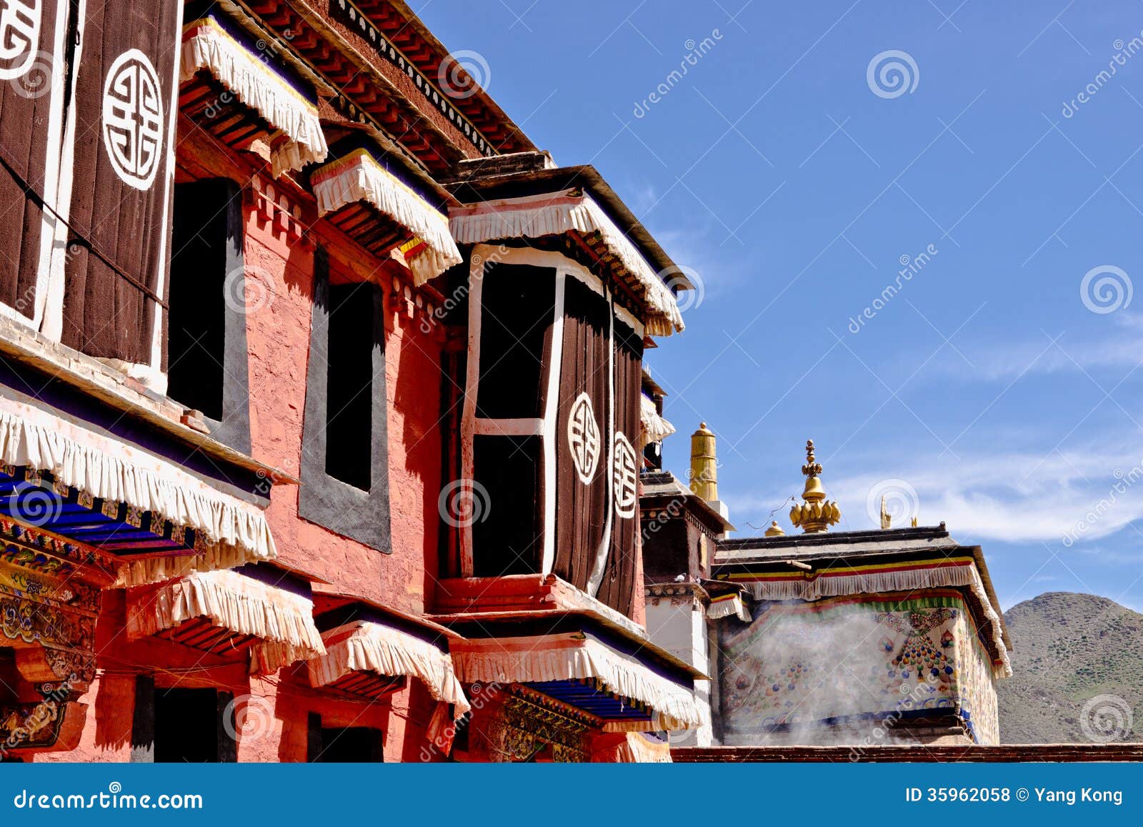 Arquitectura Tibetana, Labrang Lamasery Foto de archivo - Imagen de ...