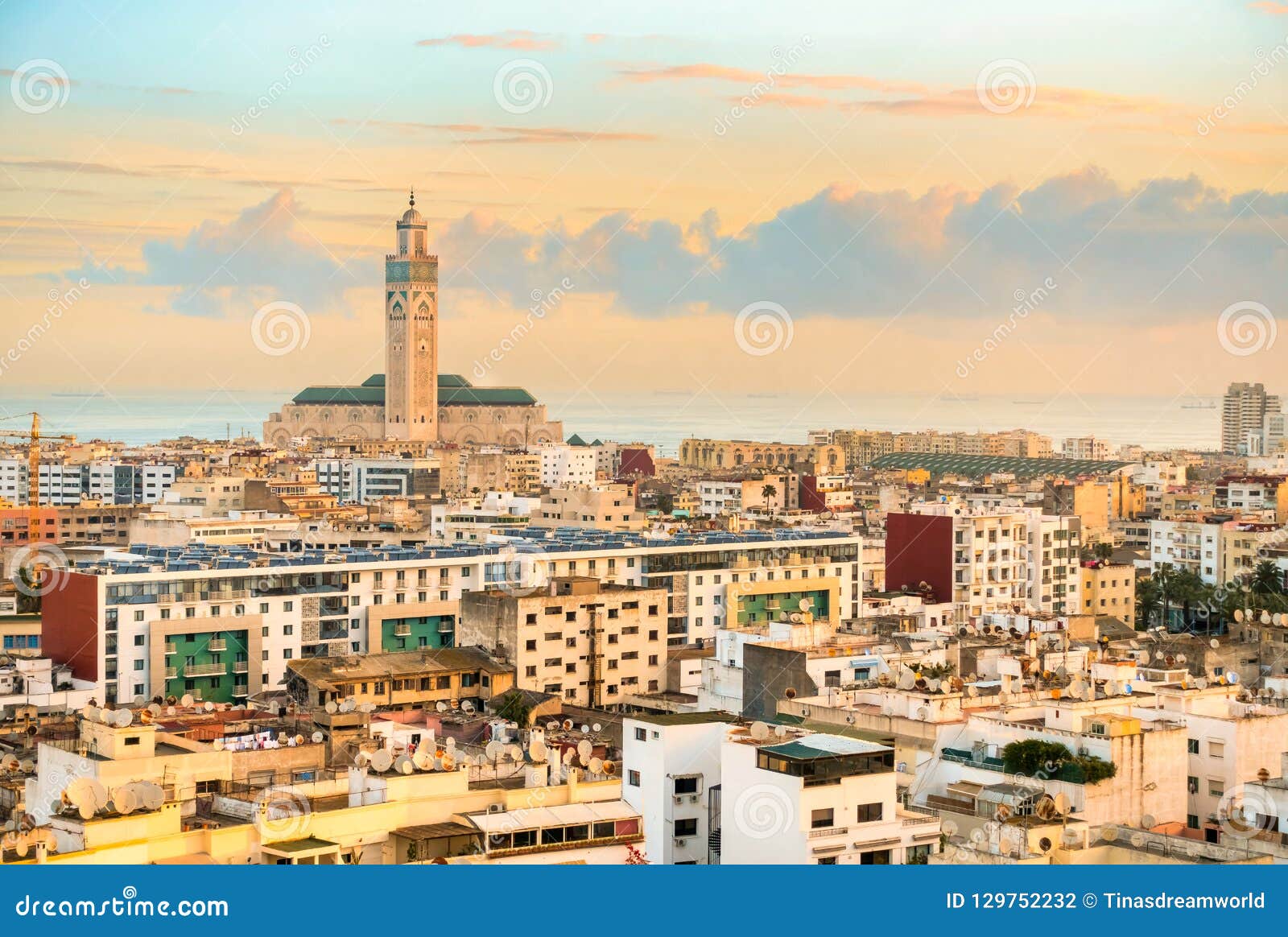 Arquitetura Da Cidade Casablanca, Marrocos Foto de Stock - Imagem de ...