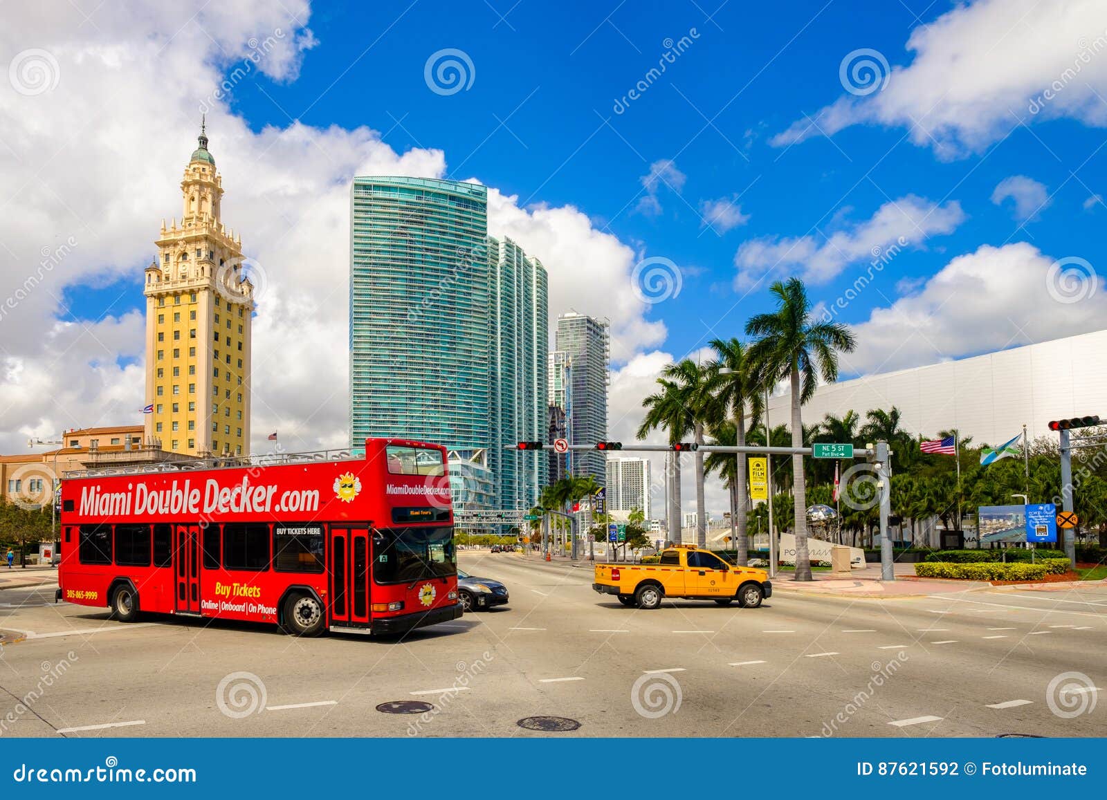 Arquitetura Da Cidade Do Centro De Miami Fotografia Editorial - Imagem ...