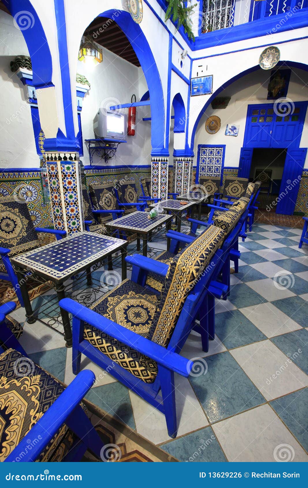 Arquitetura Marroquina Tradicional Foto de Stock - Imagem de marrocos ...