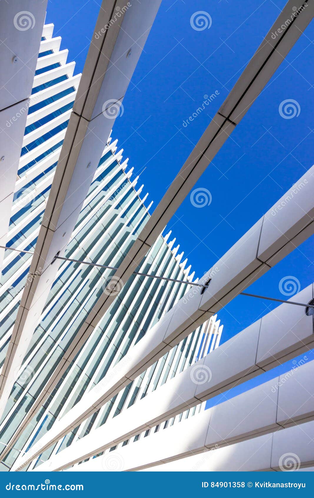 Arquitetura Moderna Lisboa, Portugal Foto de Stock - Imagem de urbano ...