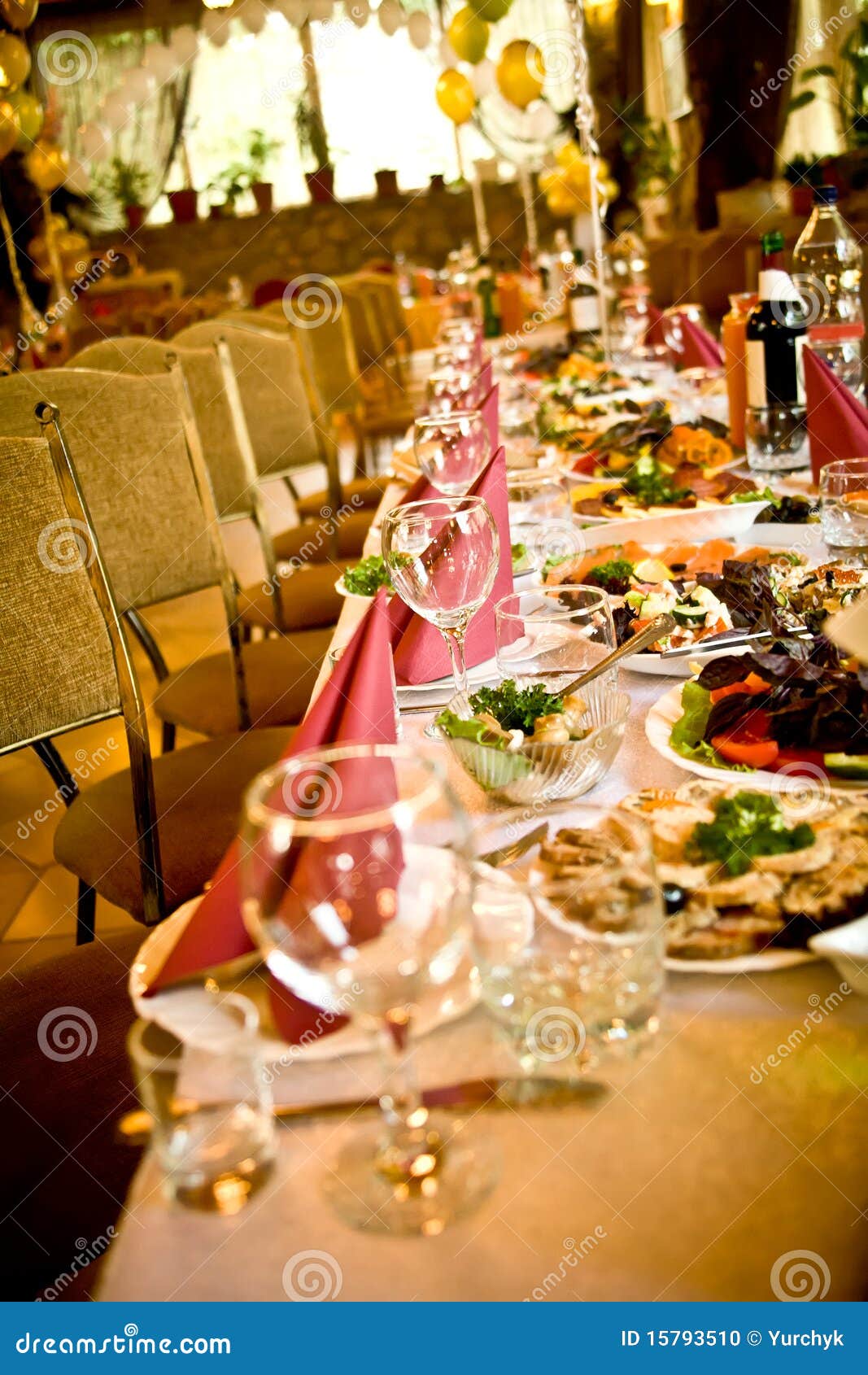 Arranged celebration table stock photo. Image of celebrate - 15793510
