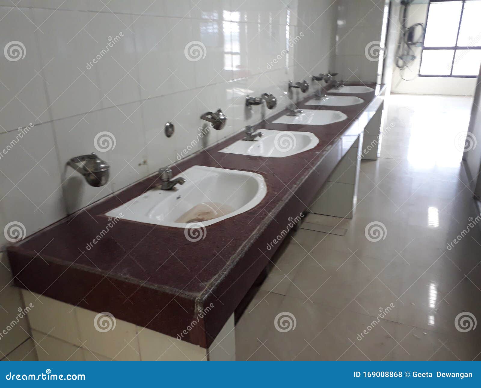 Array of 5 Wash Basins in a Canteen Stock Photo - Image of ...