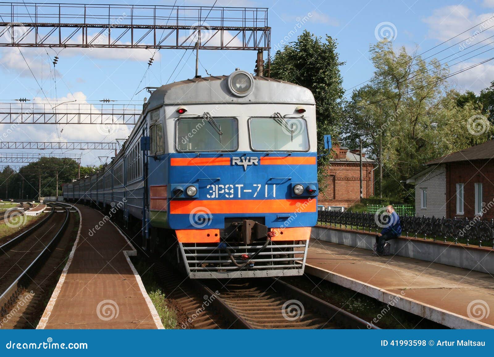 Arrival of the train editorial stock photo. Image of railing - 41993598