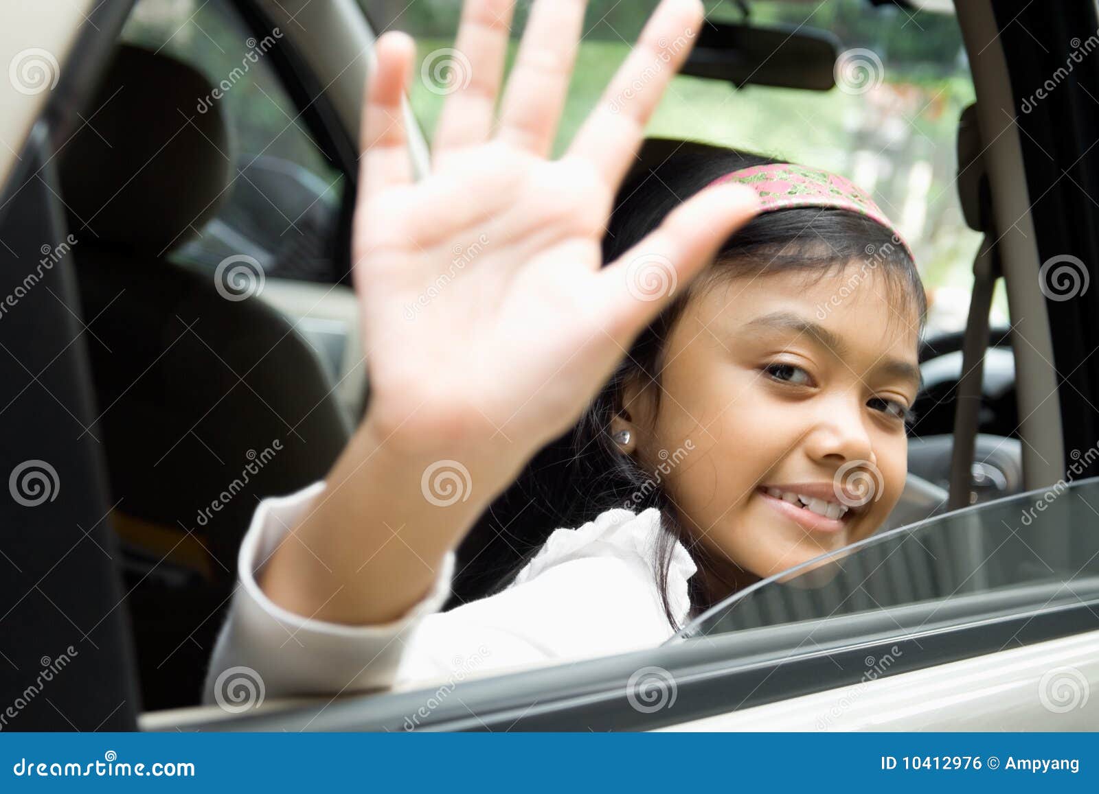 Arrivederci fotografia stock. Immagine di bambini, onda - 10412976