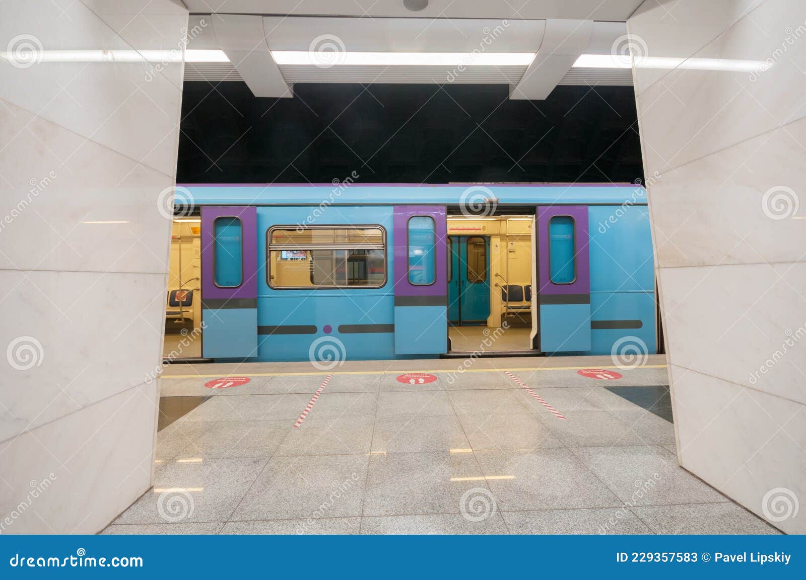 Arriving Subway Train at the Station Editorial Stock Photo - Image of ...
