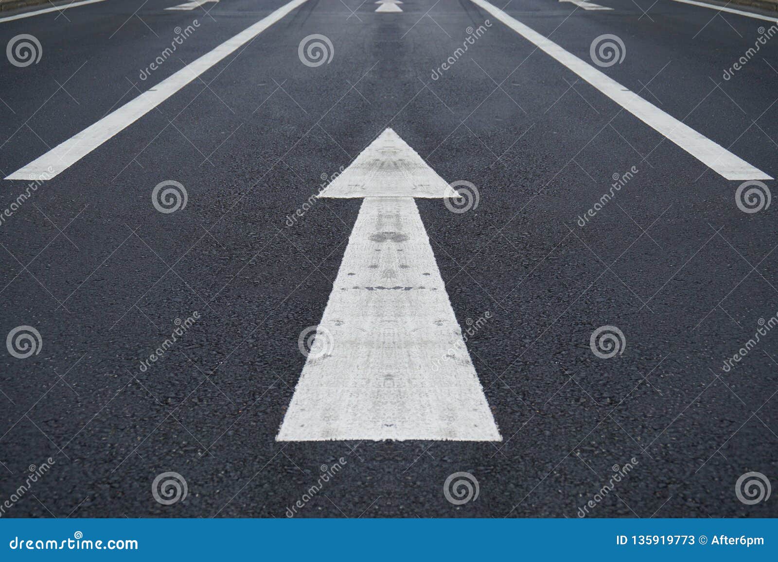 Arrow marking sign stock image. Image of innovation - 135919773