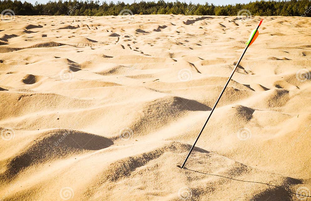 Arrow in the Sand. Wasted Shot. Stock Image - Image of sport, miss ...