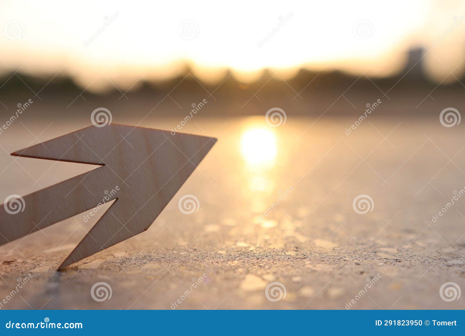 Arrow Sign Pointing Ahead. Concept of Challenge and Looking Forward ...