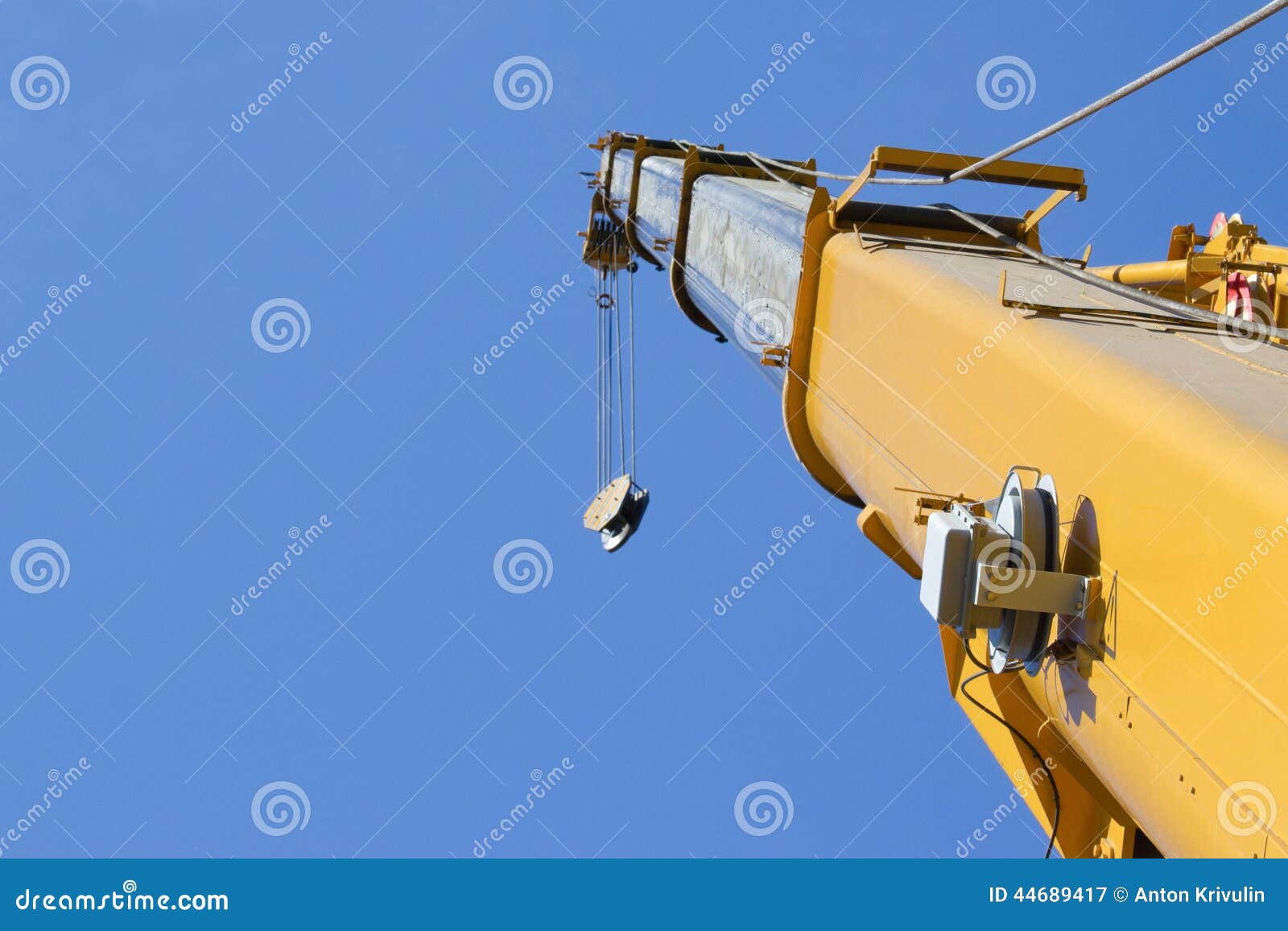 Arrow of telescopic crane stock image. Image of commercial - 44689417