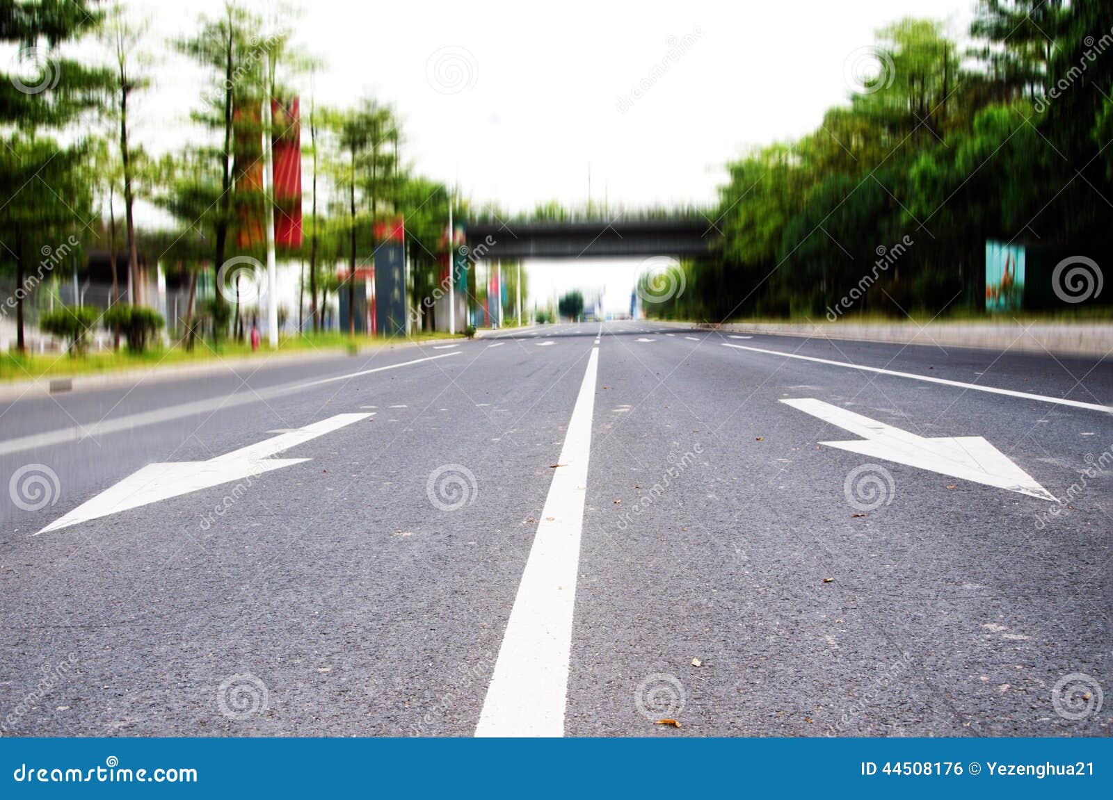 Arrows on the Asphalt To Indicate the Direction of Driving Stock Photo ...