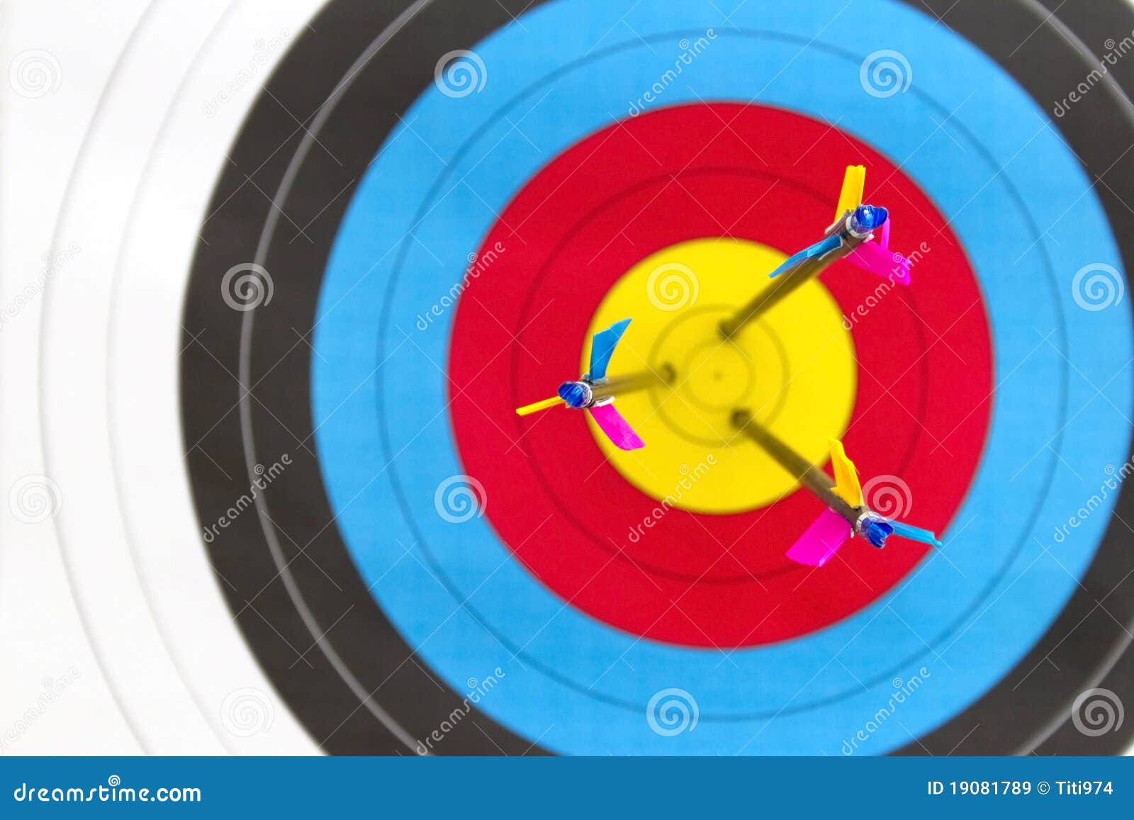 Arrows in target stock image. Image of determination - 19081789