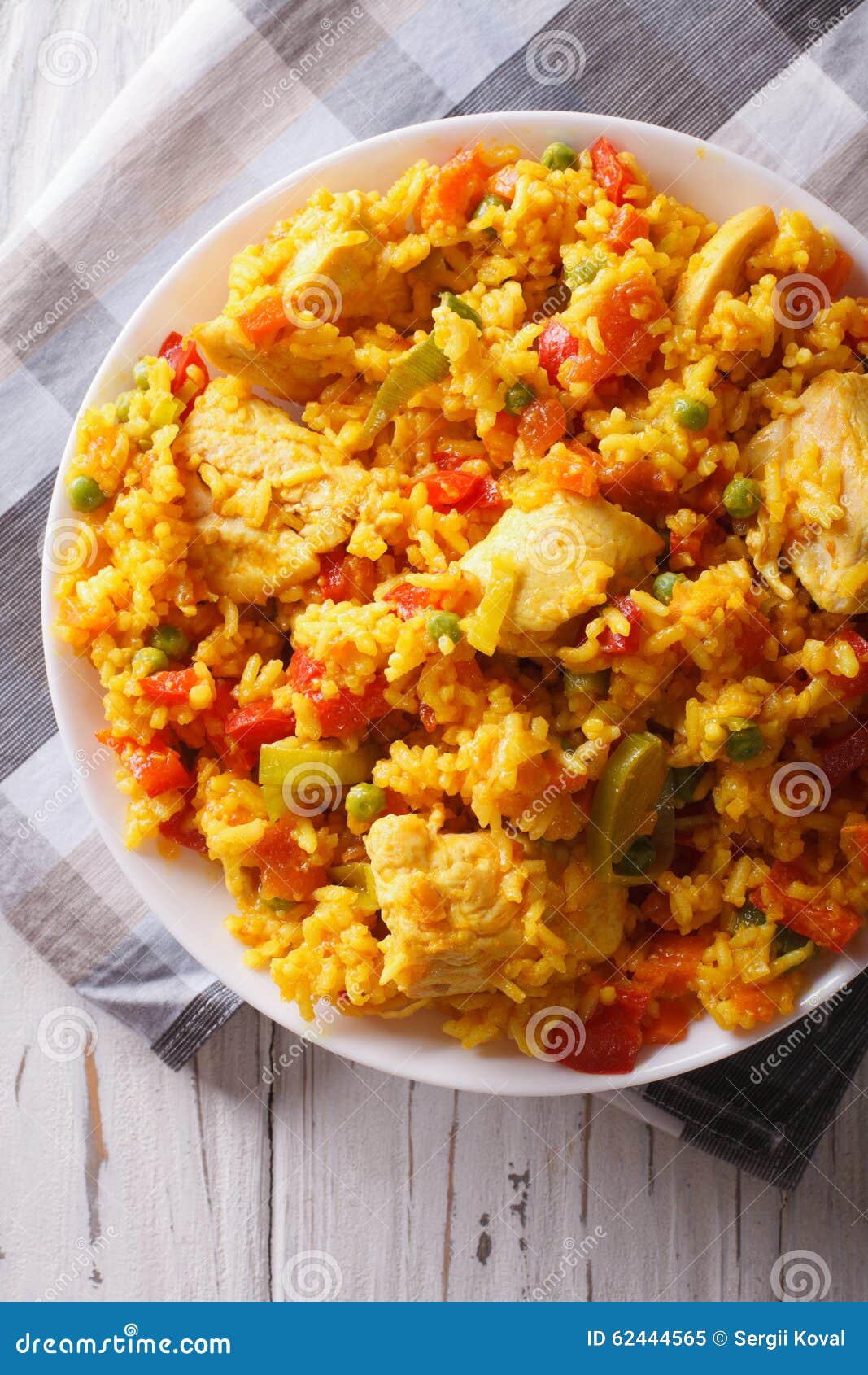 Arroz Con Pollo Colombiano Colombian Style Rice With Chicken Meat ...