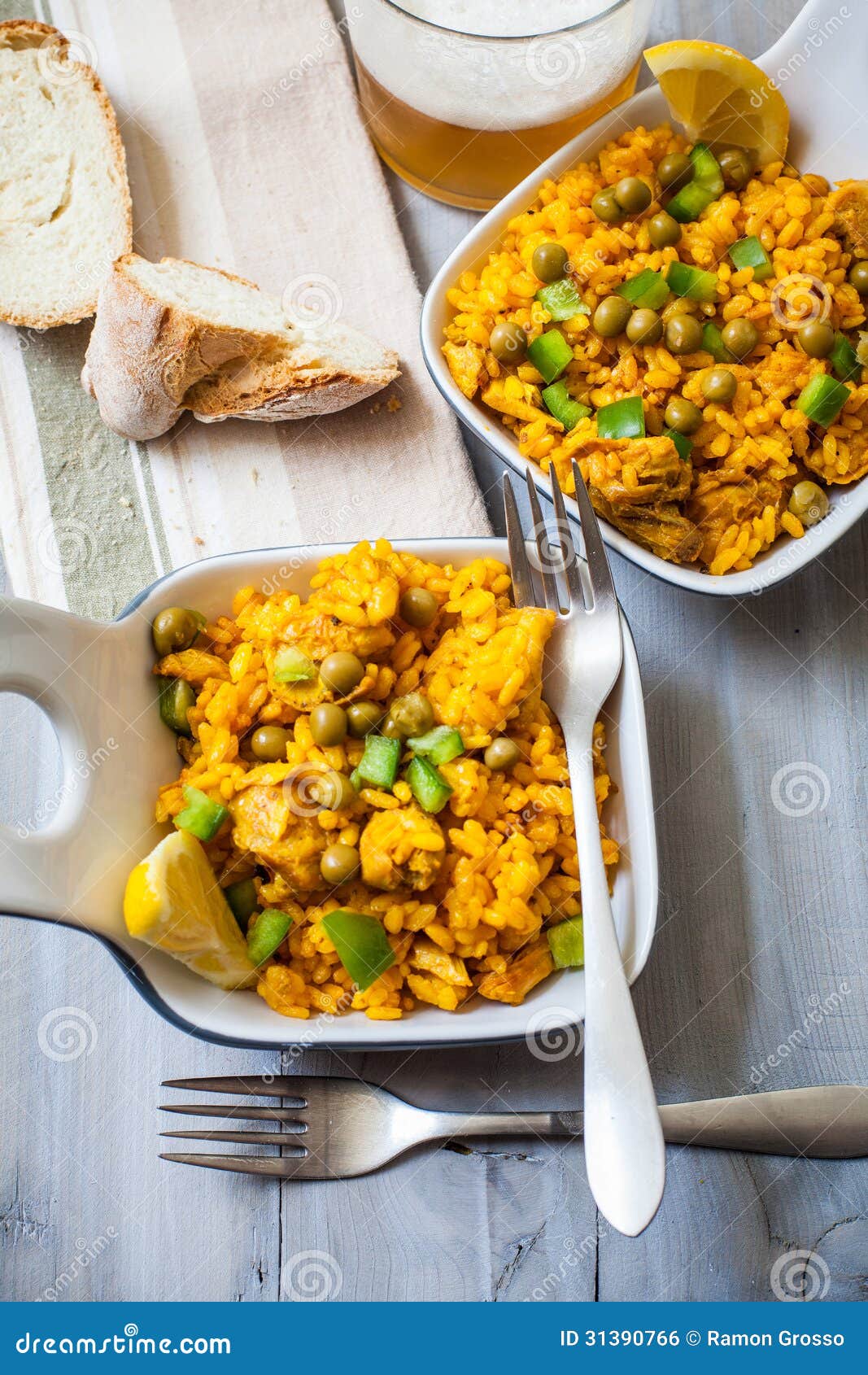 Arroz español foto de archivo. Imagen de primer, placa - 31390766