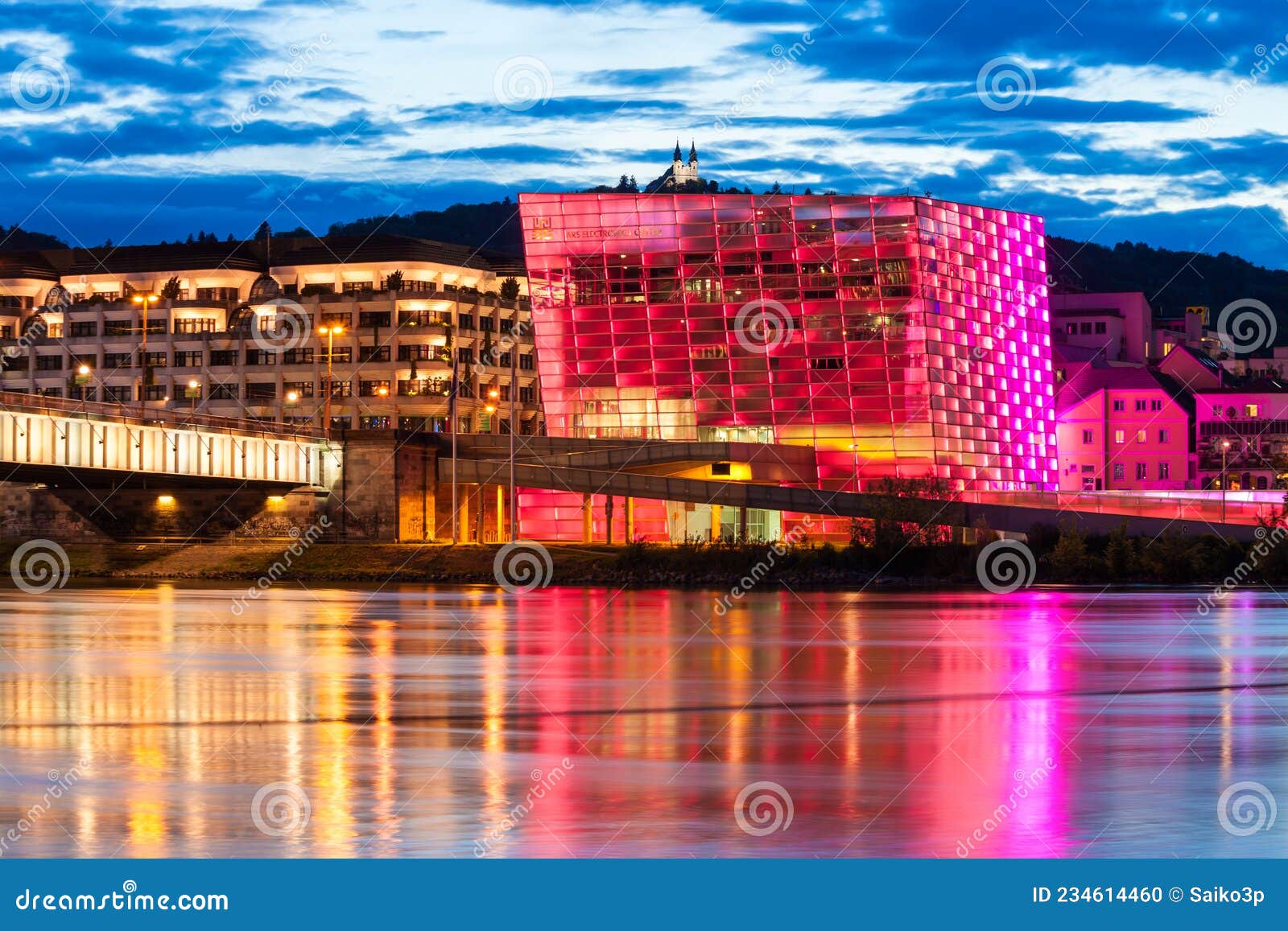 Ars Electronica Center, Linz Editorial Image - Image of summer, sunset ...