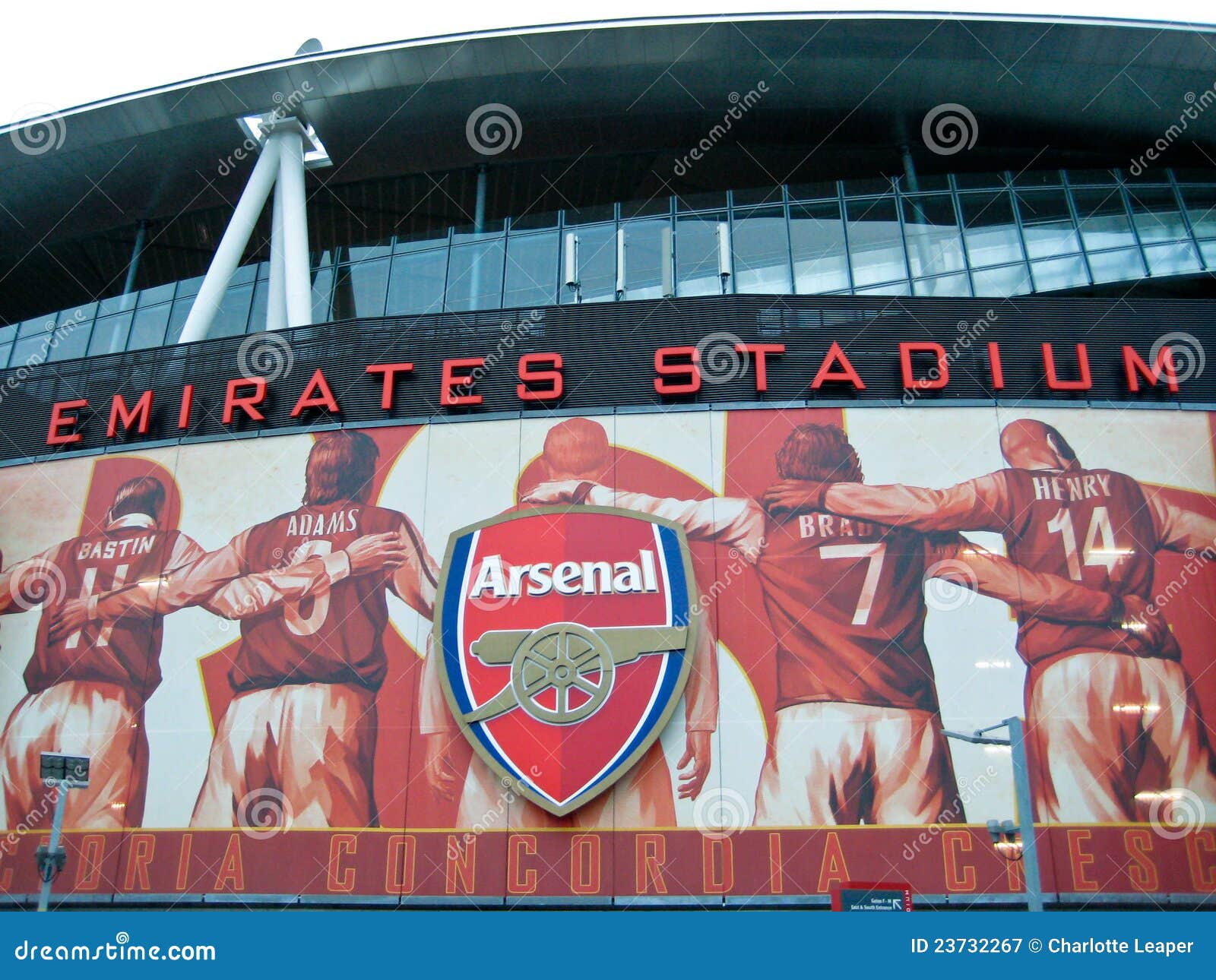 Arsenal-Anzeigen, Stadion Der Leuchte Redaktionelles Stockfotografie ...