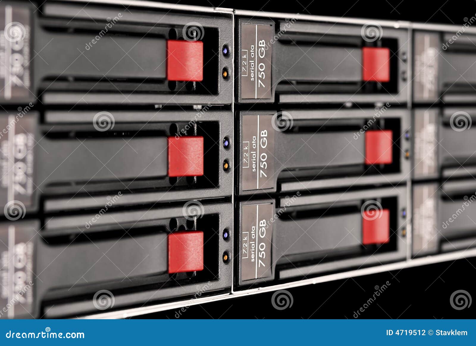 Arsenal De Disco Rack-mounted Foto de archivo - Imagen de confiabilidad ...