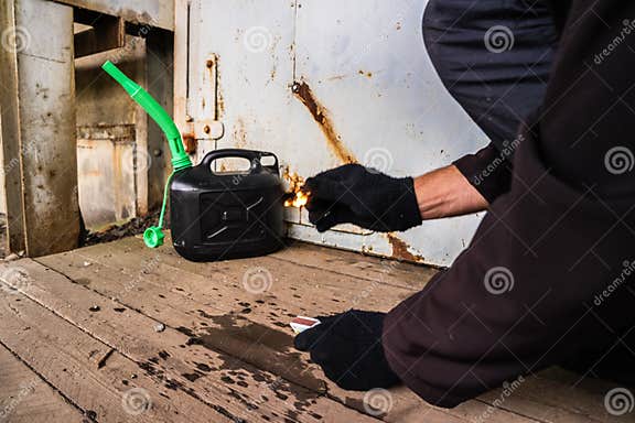 Arsonist in Action Icon Image Stock Image - Image of icon, meeting ...