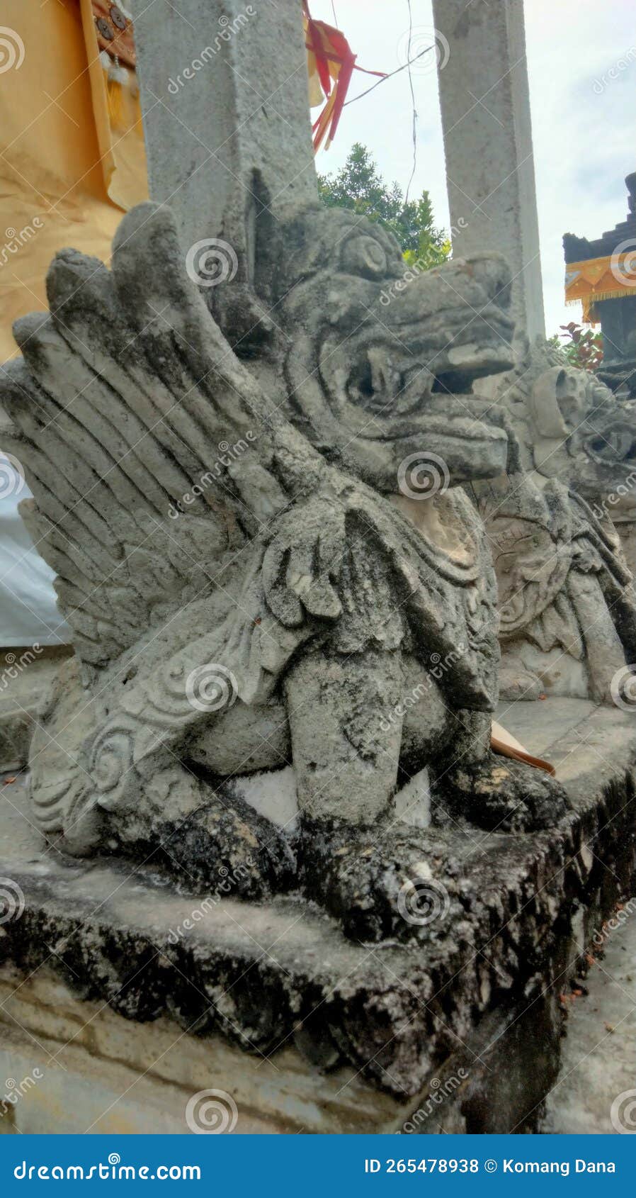 Art of Balinese Garuda Statue Stock Photo - Image of garuda, mythology ...