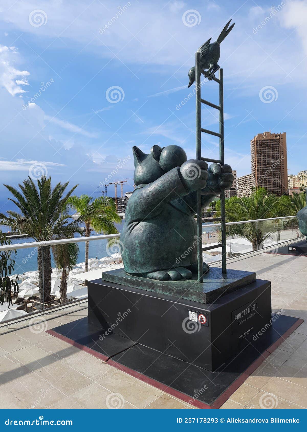 Art Cat Bird Sculpture Monaco Editorial Stock Photo - Image of ...