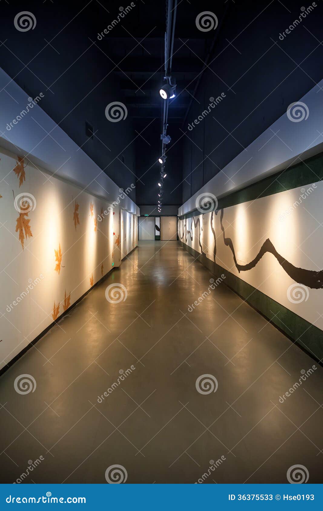 Art Corridor in Exhibition Hall Editorial Stock Photo - Image of empty ...