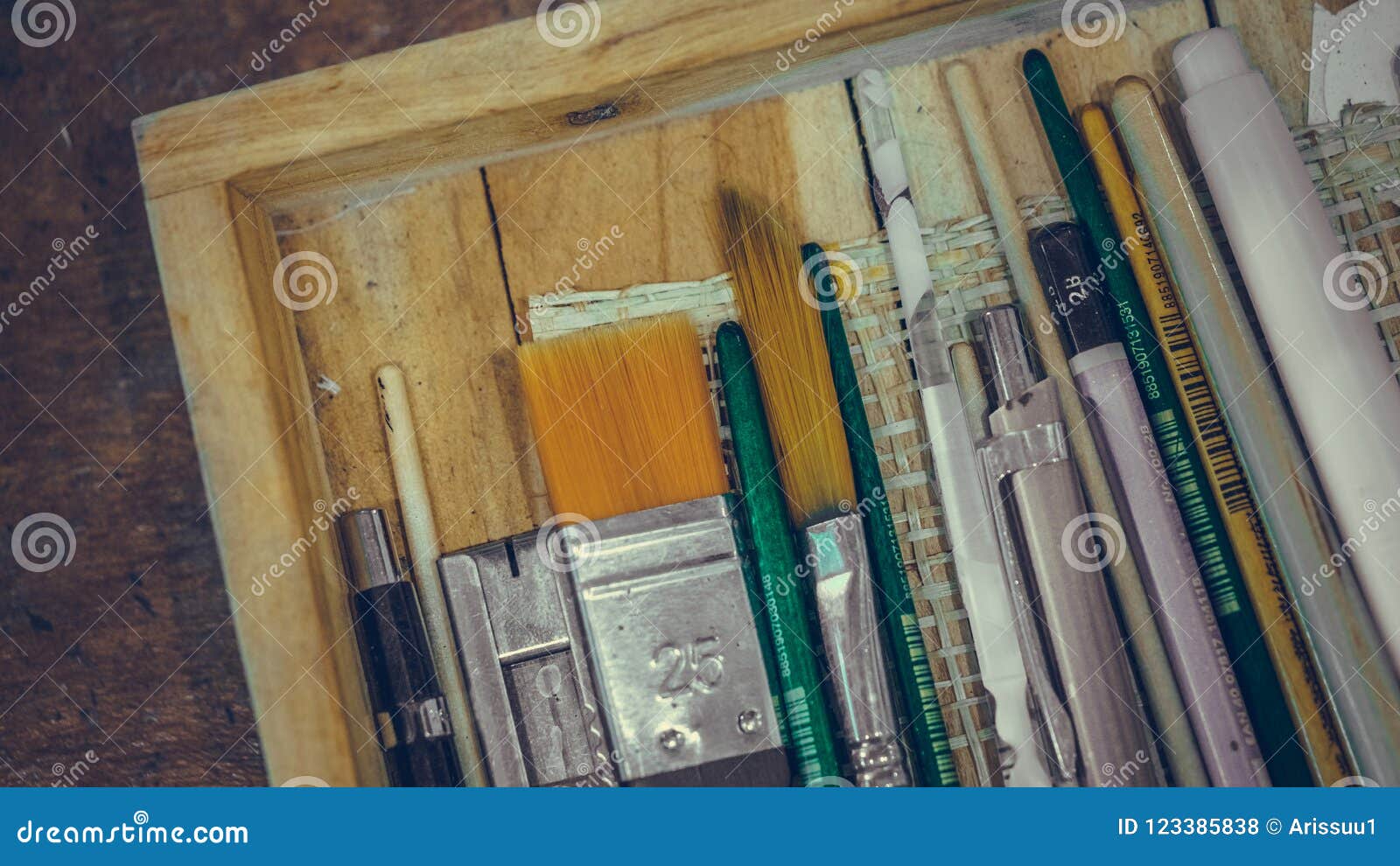 Art Drawing Brush Instrument Set Foto de archivo editorial - Imagen de ...