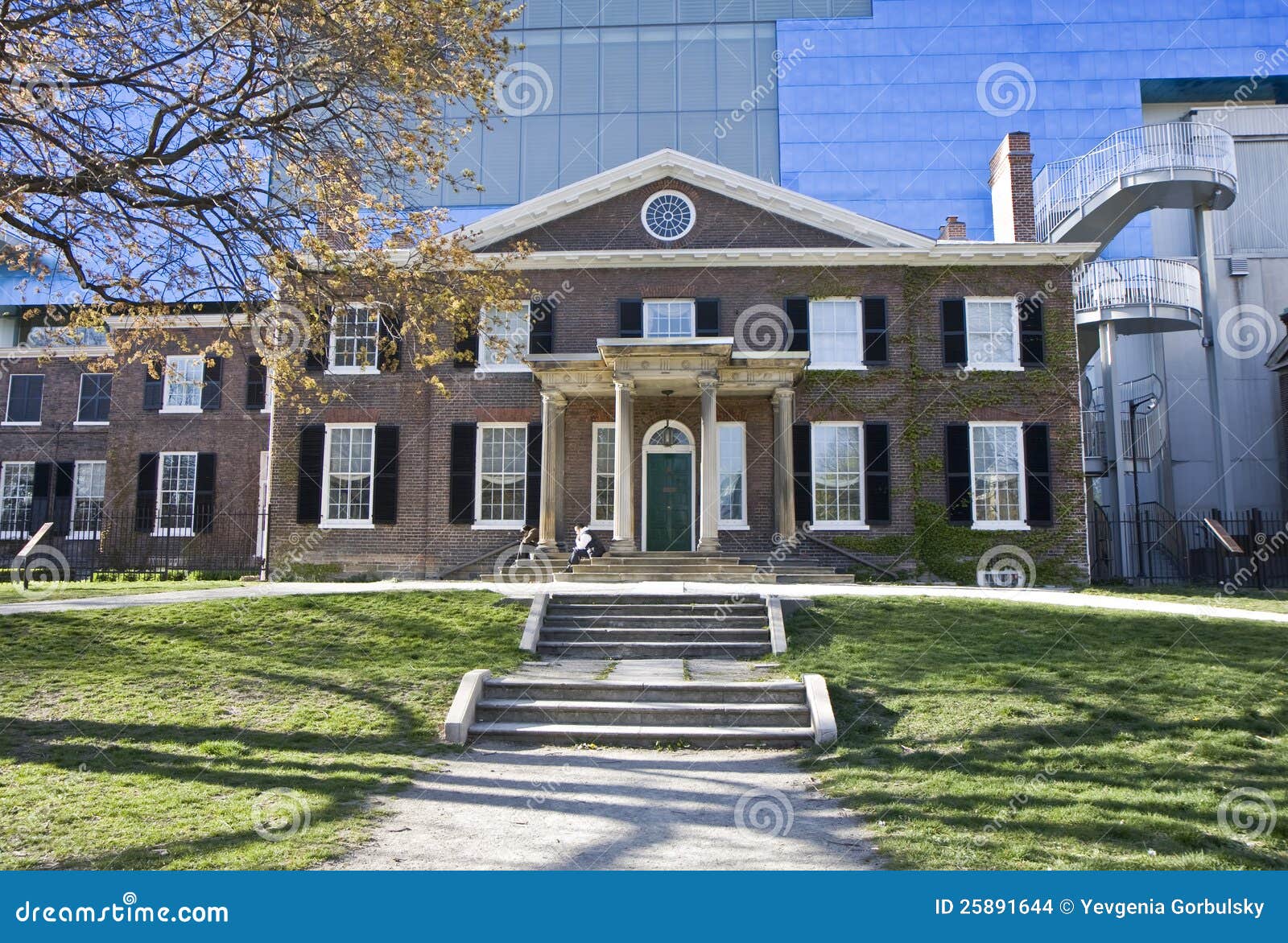 The Art Gallery of Ontario Building Editorial Stock Image - Image of ...