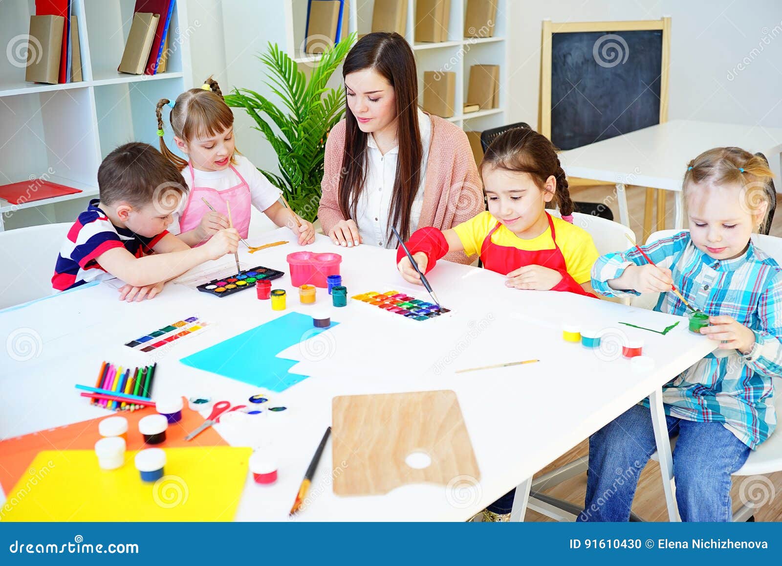 Art Lesson in Elementary School Stock Photo - Image of creative, people ...