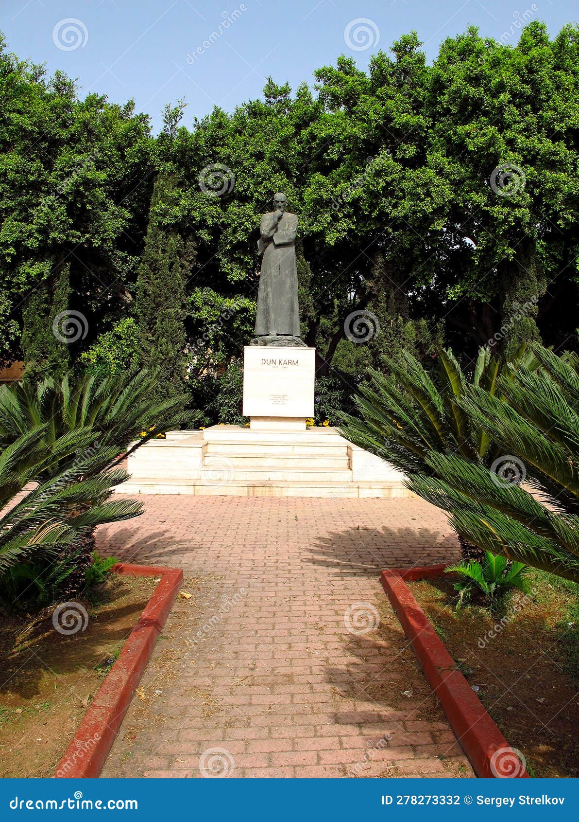 Floriana, Malta - Early In The Morning At Floriana Gate Royalty-Free ...
