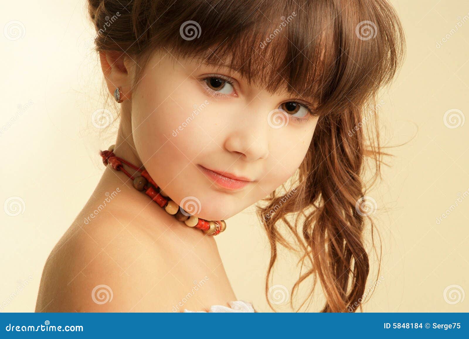 Photos of Model in Image ID 5848184 by Serge75