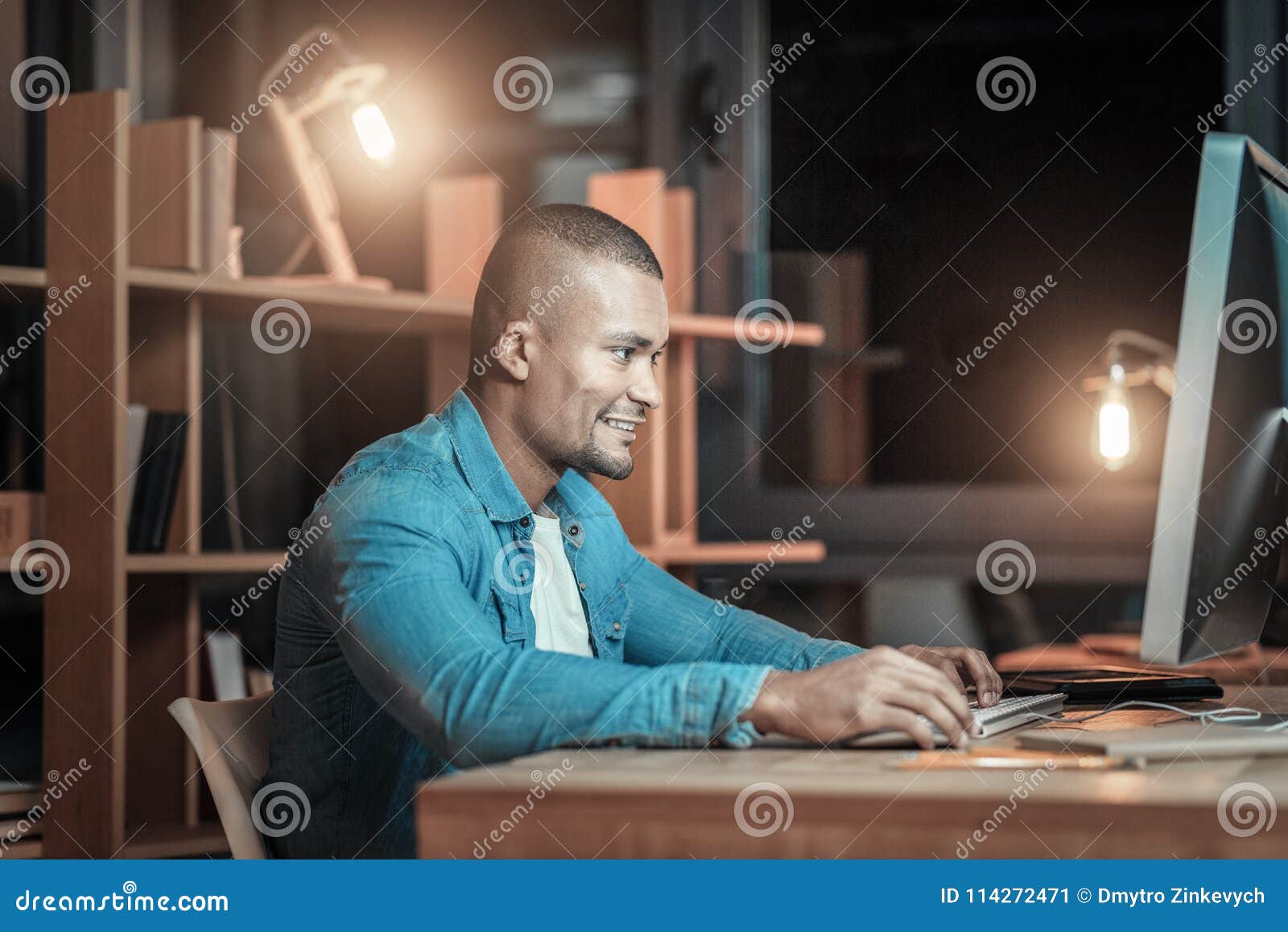 Happy it guy sharing data stock image. Image of modern - 114272471
