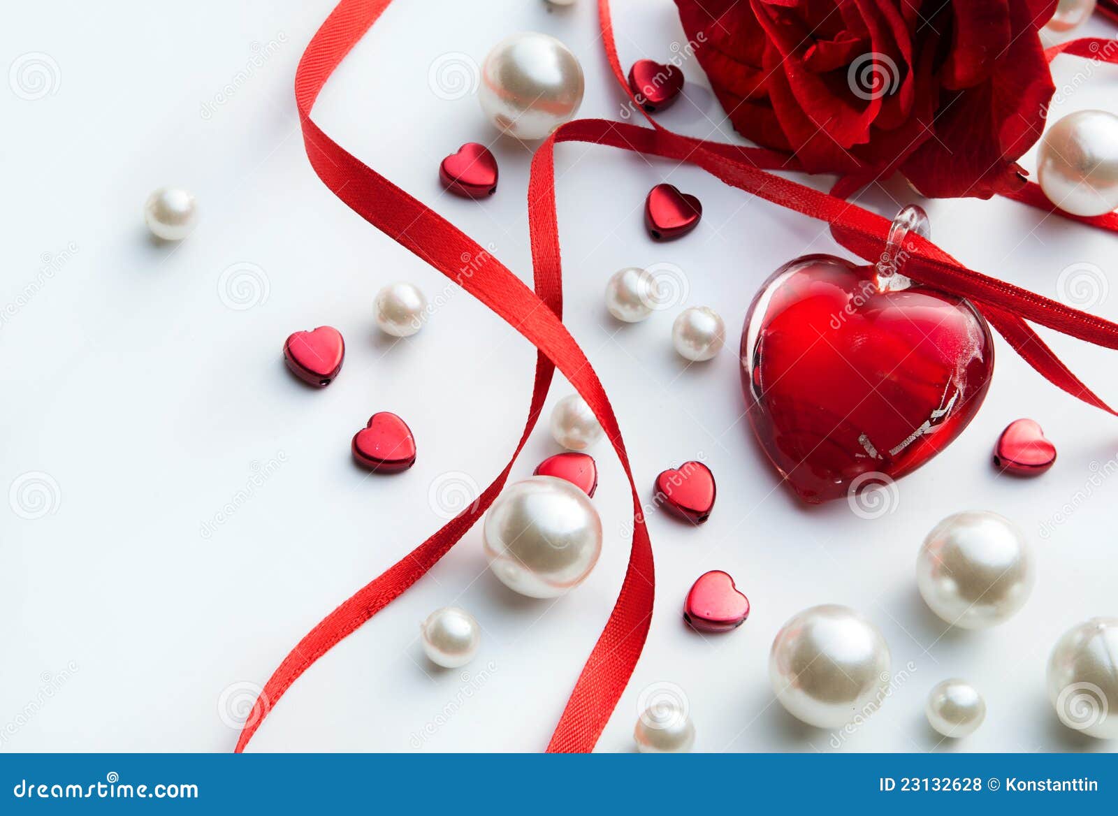 1,256 Art Valentines Day Card Red Roses Red Heart Photos - Free ...