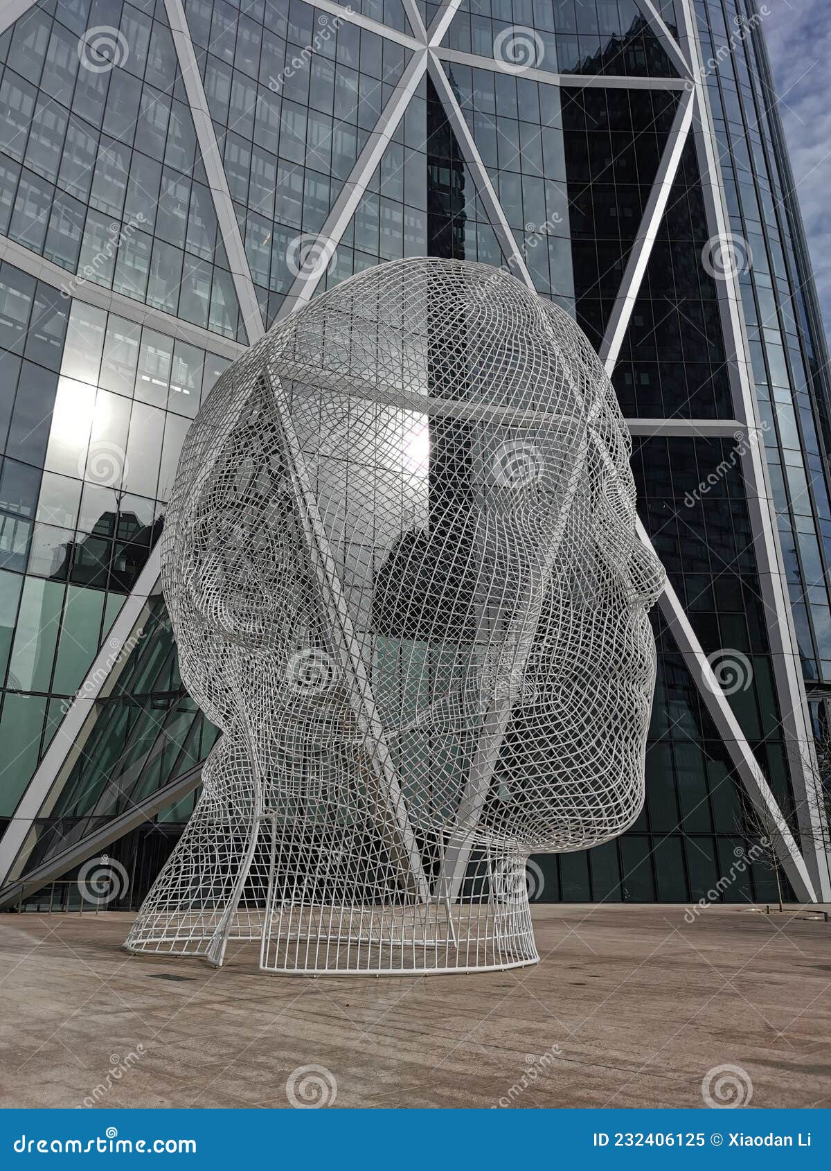 Art Wonderland Sculpture Modern Head Editorial Image - Image of ...
