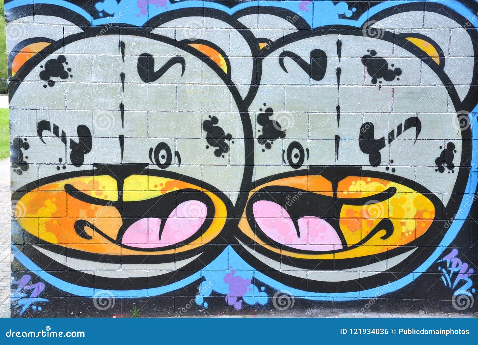 Art, Yellow, Graffiti, Street Art Picture. Image: 121934036