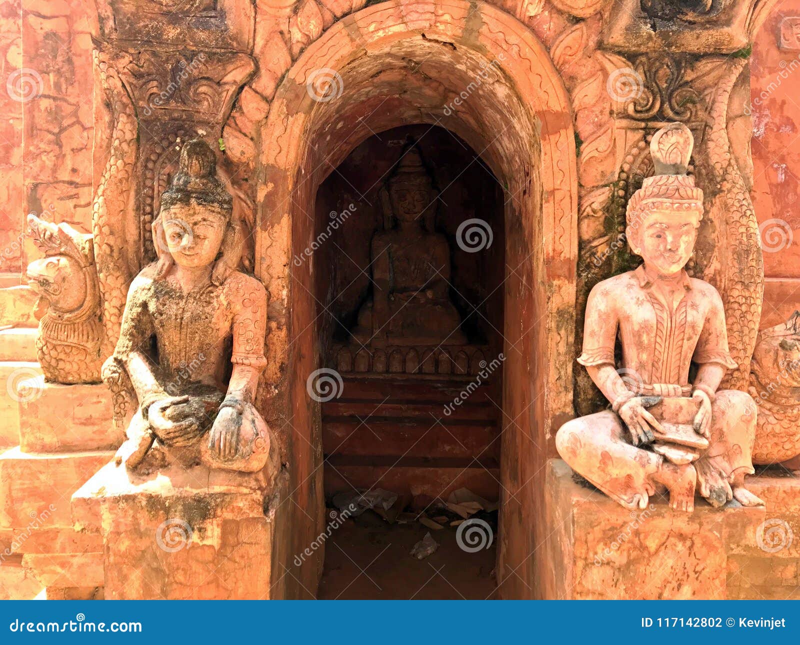 A arte antiga de Burma foto de stock. Imagem de pedra - 117142802