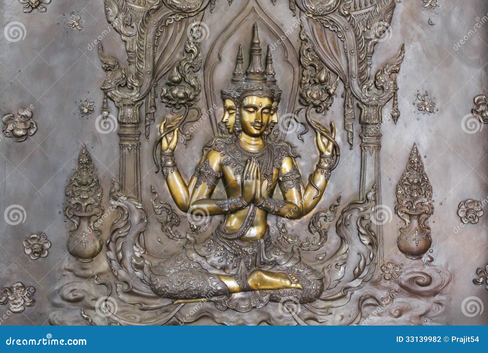 Arte De Buda En La Placa De Metal Foto de archivo - Imagen de fondo ...