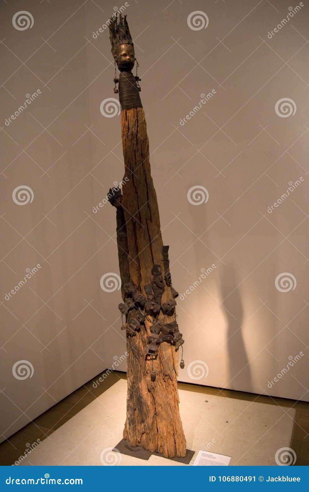 Arte Finala Africana Da Mulher Em British Museum Foto Editorial - Imagem de britânico, figura ...