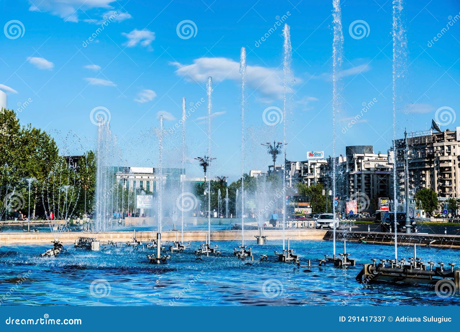 The Artesian Fountains in the Union Square, Downtown Editorial ...