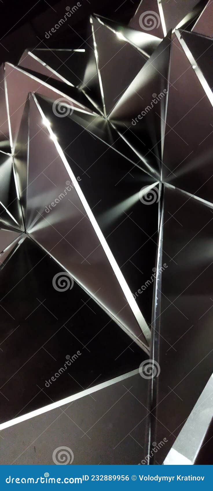 Arthouse, Wall in the Form of Triangular Pyramids with Illumination ...