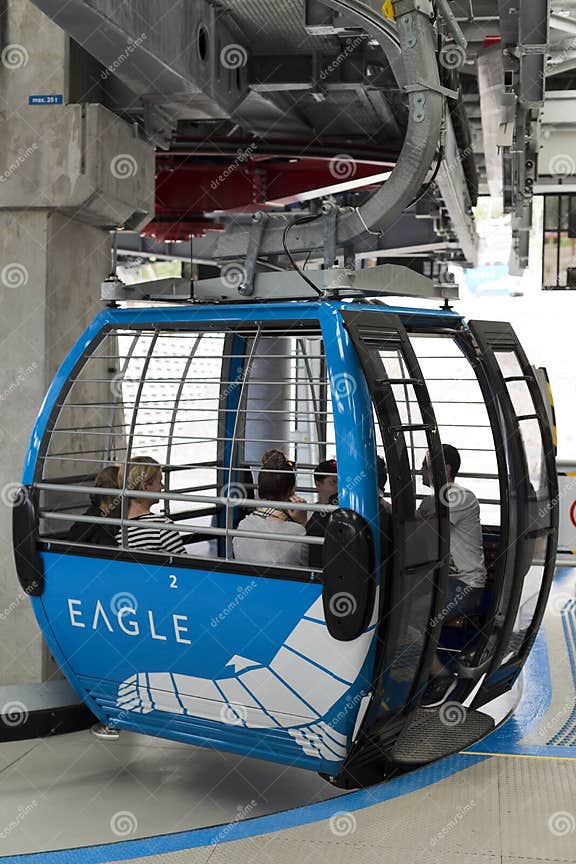 Arthurs Seat Eagle Skylift image éditorial. Image du gens - 84914165