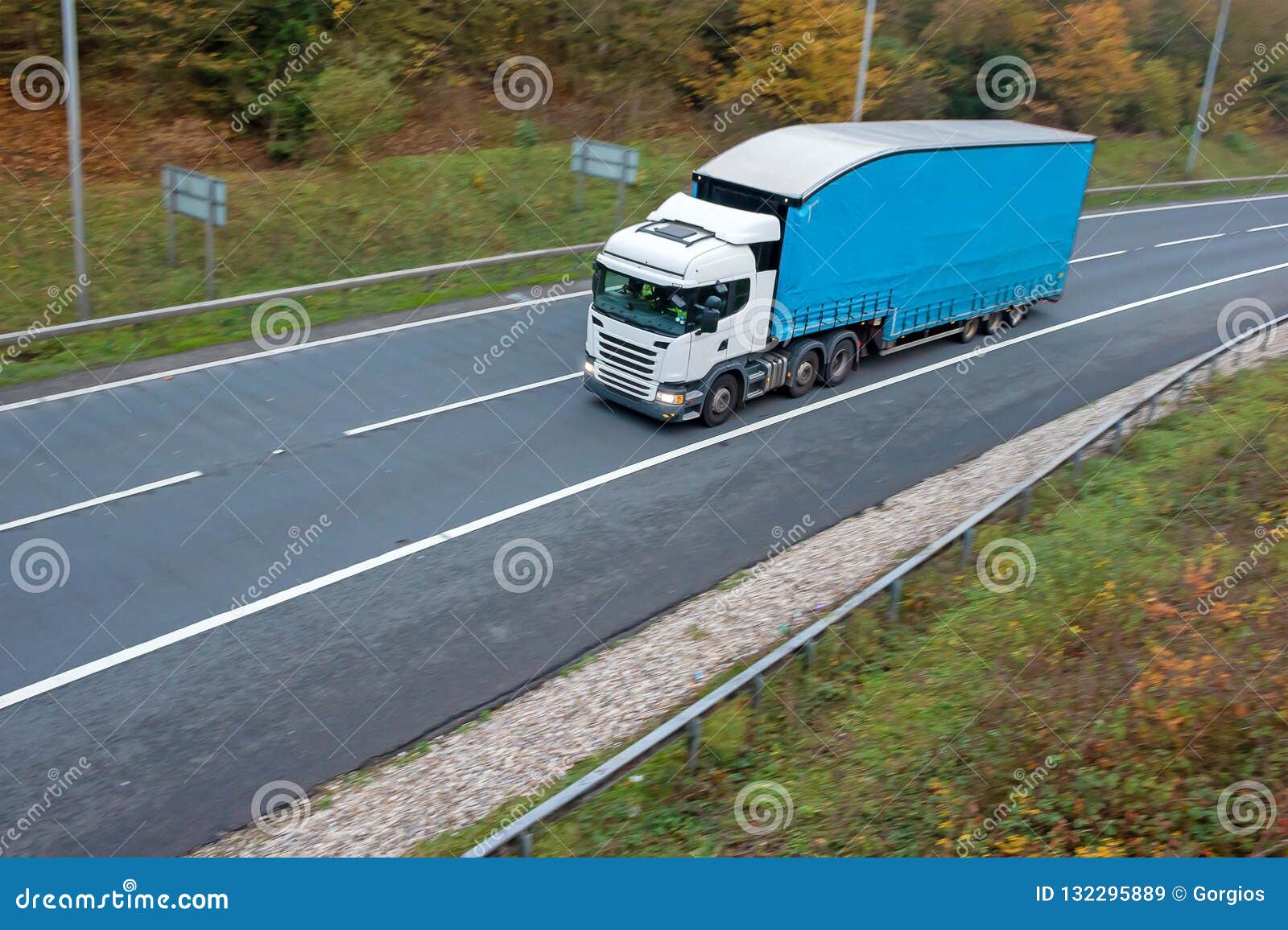 Articulated Lorry on the Road Stock Image - Image of heavy, motion ...