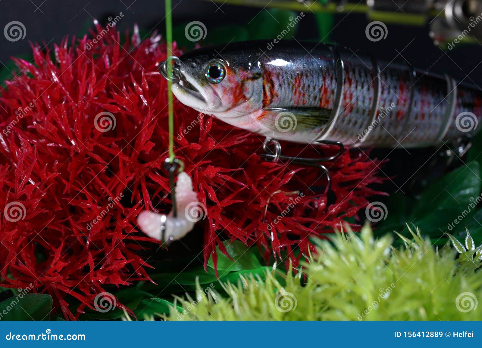 Artificial Lures Made of Metal and Plastic Bites on Artificial Bait for ...