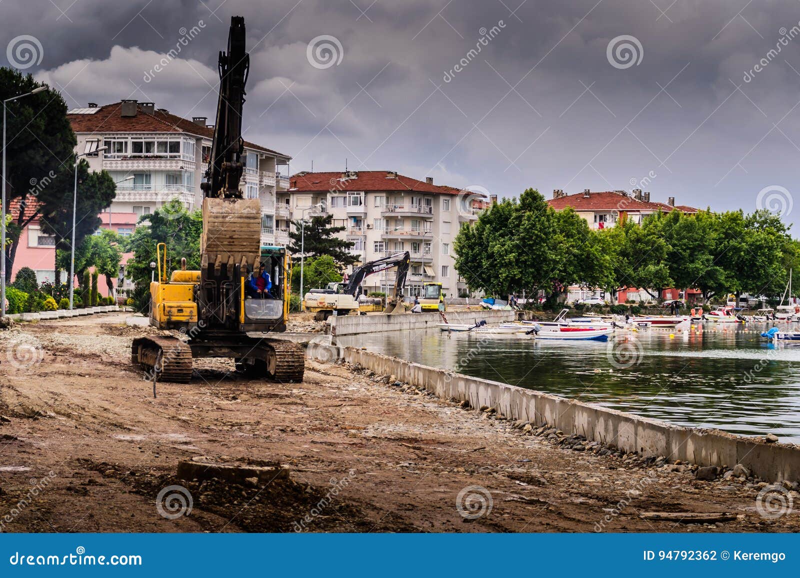 Artificial Shoreline Construction Editorial Photography - Image of life ...