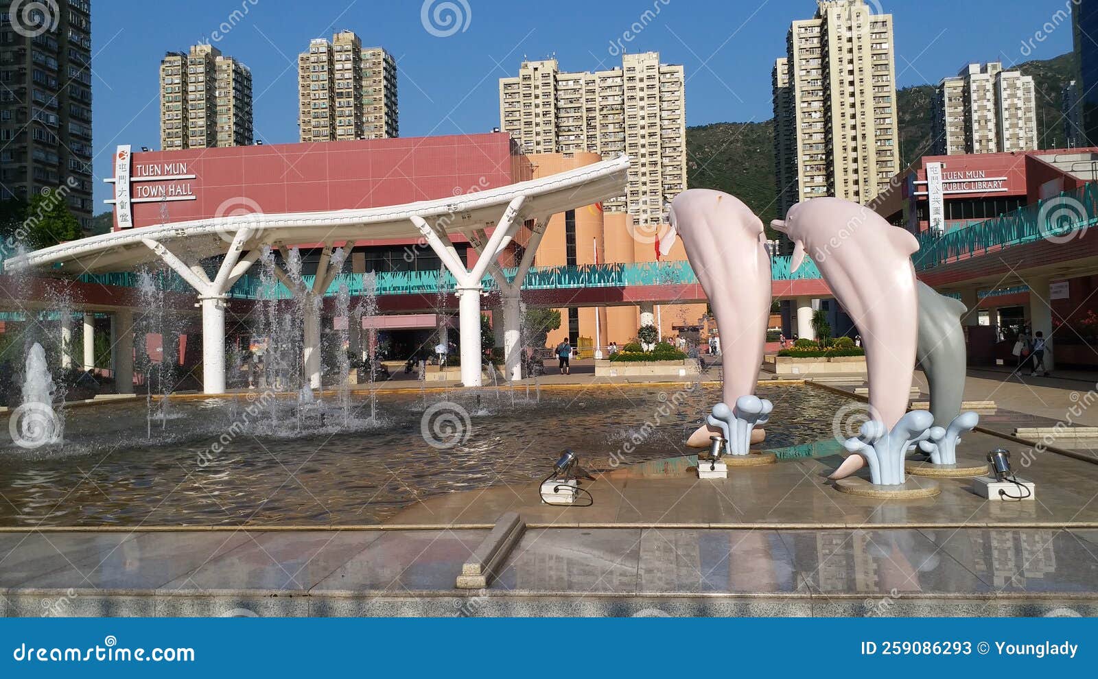 Artificial Water Spring, Statue of Dolphin, Tuen Muen Editorial Stock ...